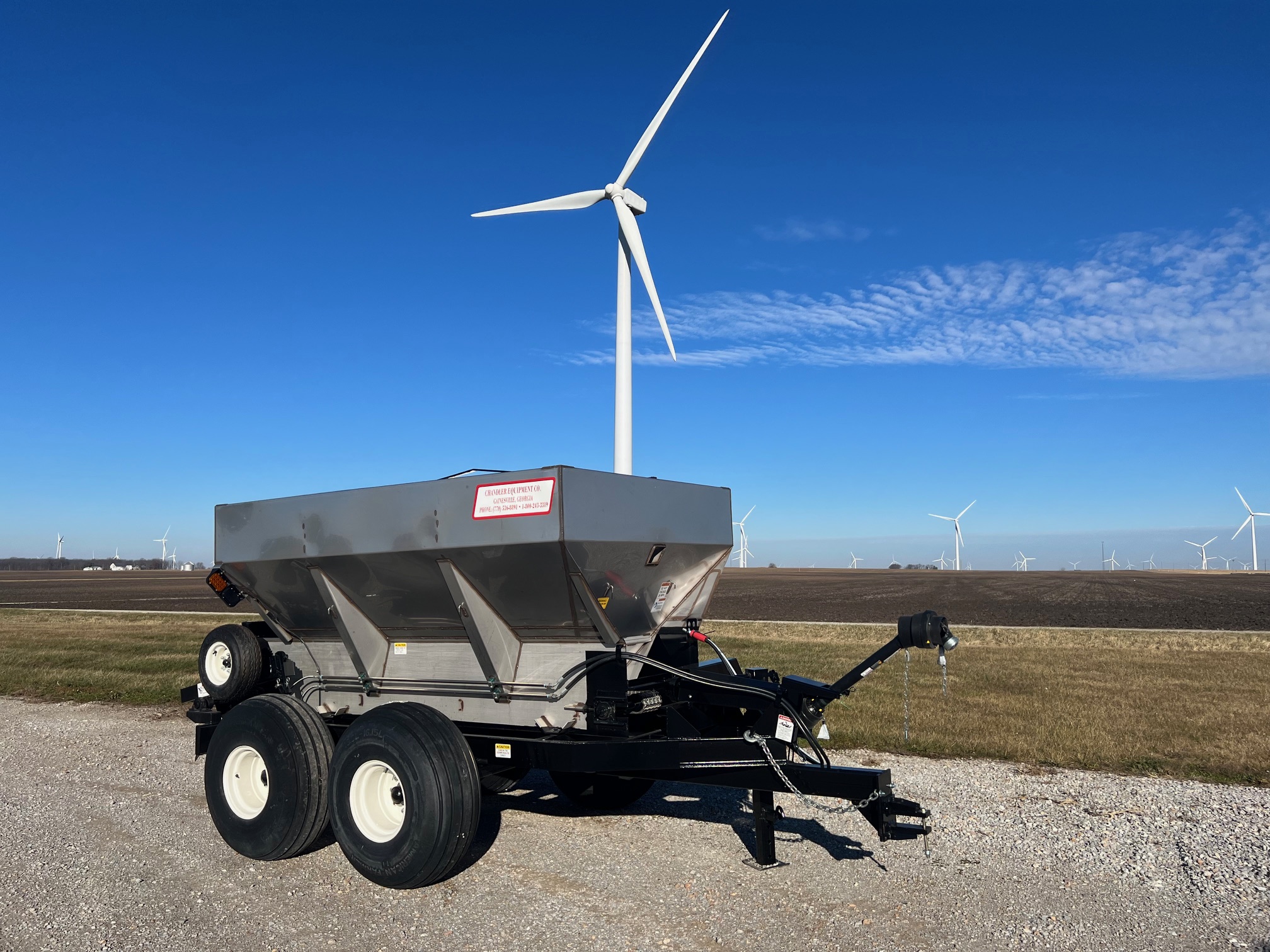 CHANDLER PT-12FSS 6 TON PULL TYPE 304 SS HOPPER - 502-9997003